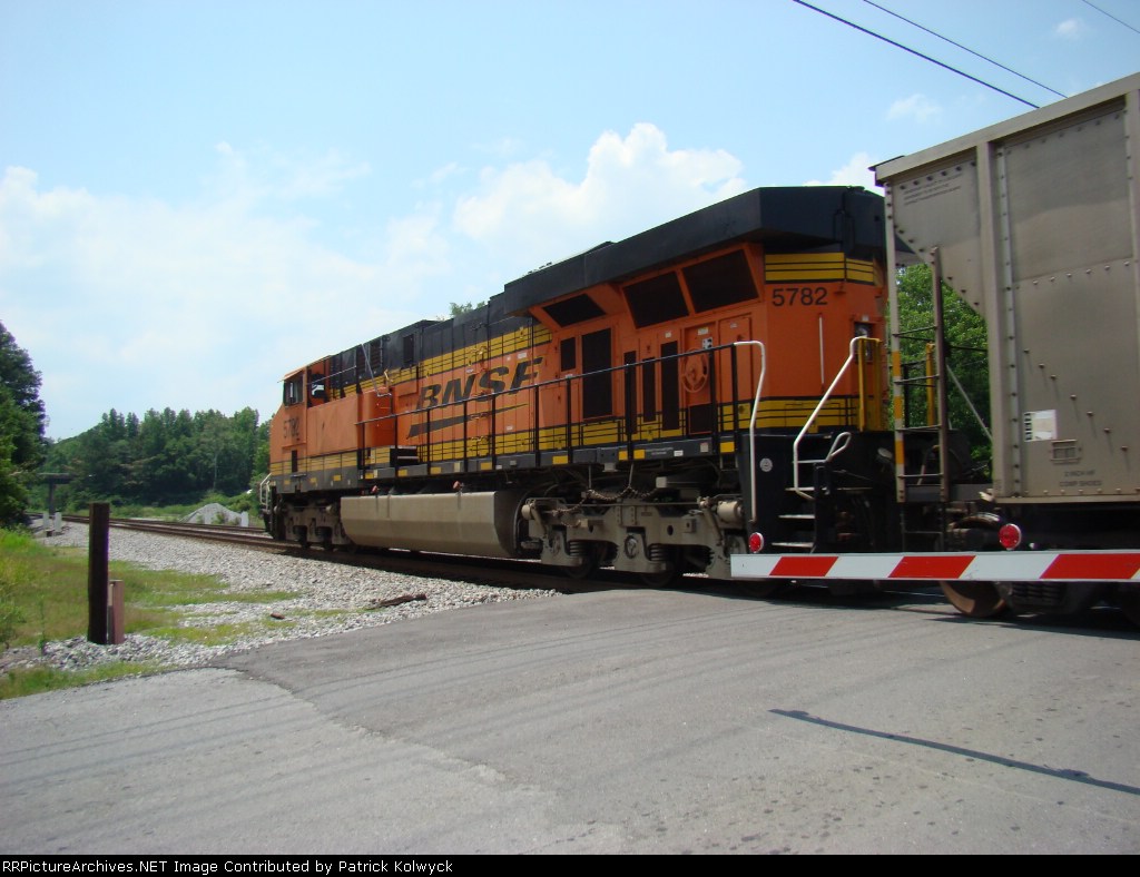 BNSF 5782